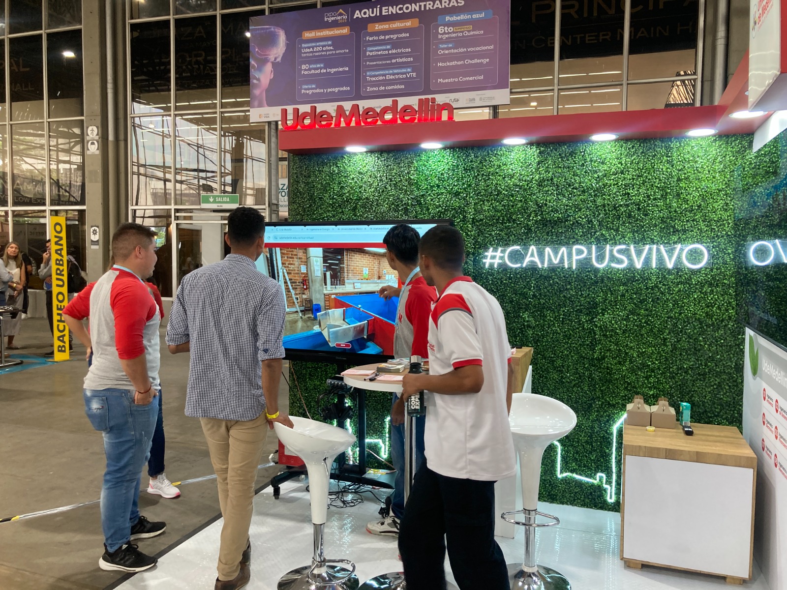 UdeMedellín: presente en ExpoIgeniería 2023 – Universidad de Medellín